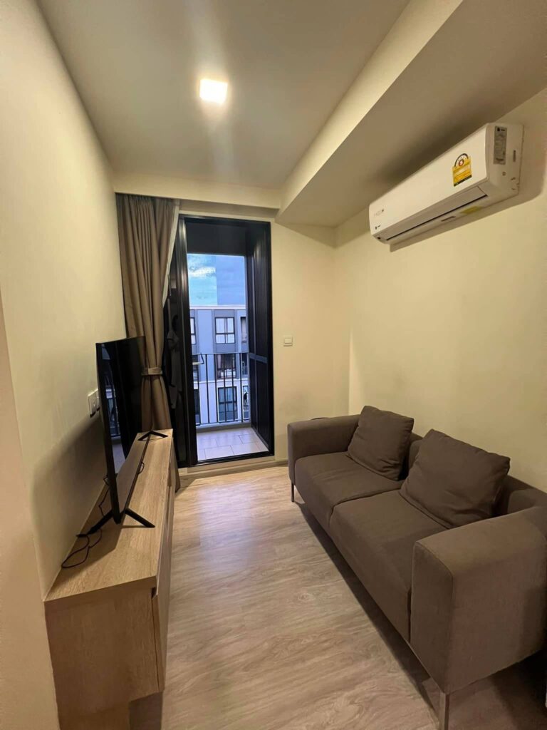 Maestro 03 Ratchada-Rama 9 - Peyton